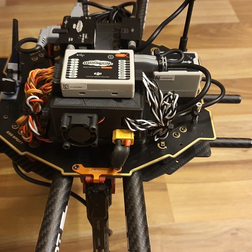 Download 3D printing templates 4 in One ESC Box for Drone ・ Cults