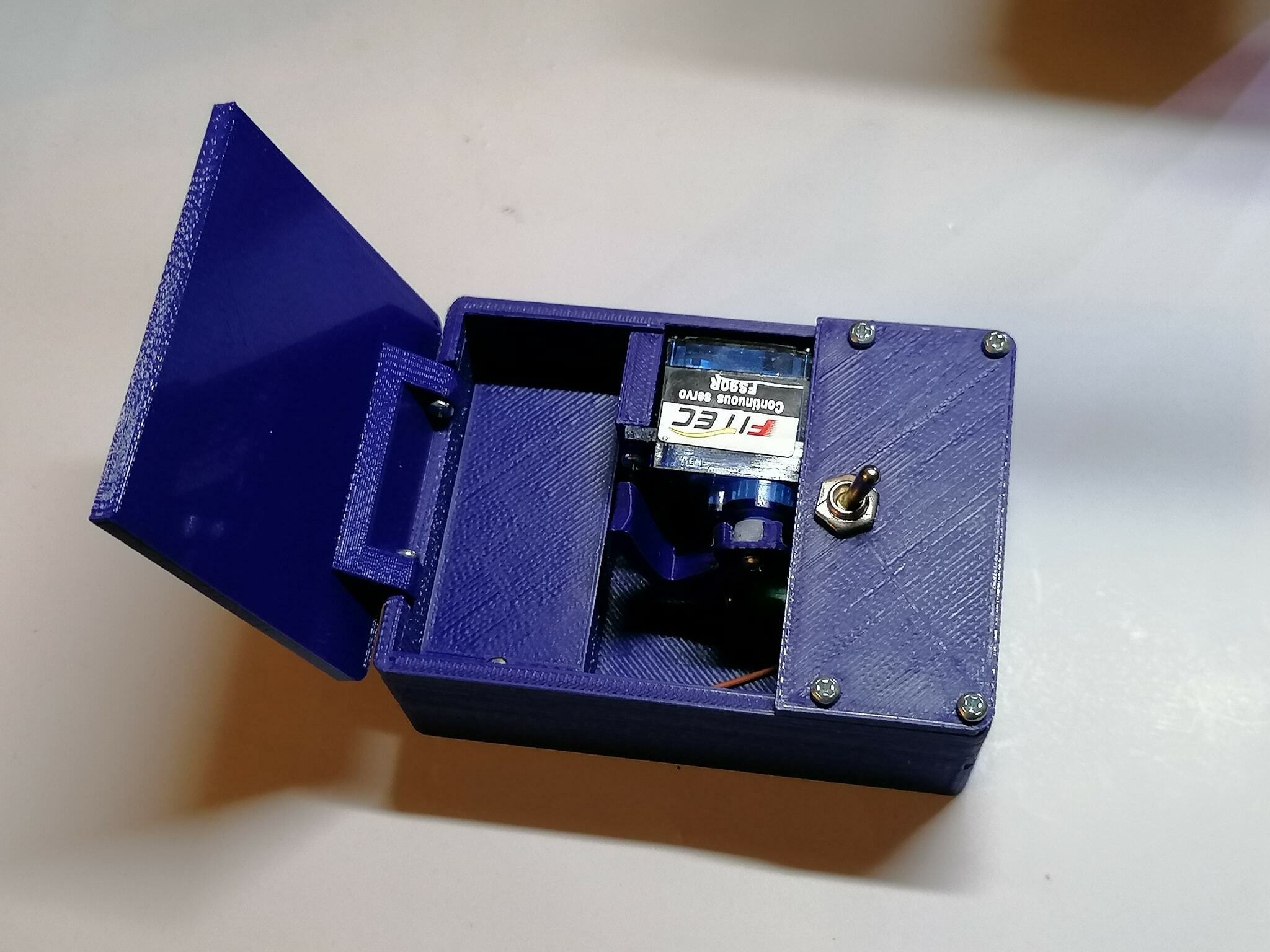 3D file Useless box・Design to download and 3D print・Cults