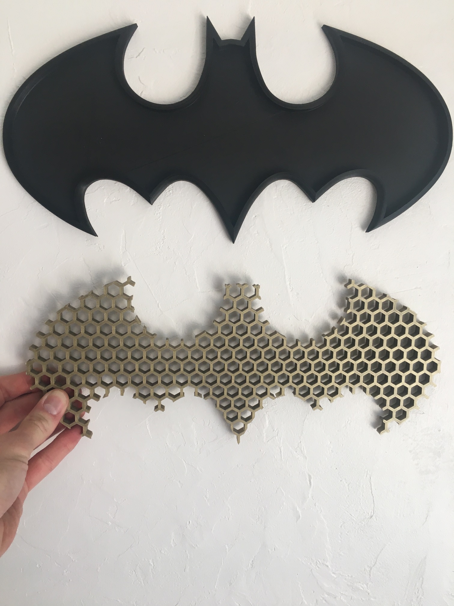 Free 3D file Batman, wall logo・3D printer design to download・Cults