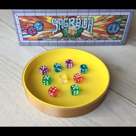 Free STL file Very simple dice tray 🎲・Design to download and 3D print・Cults
