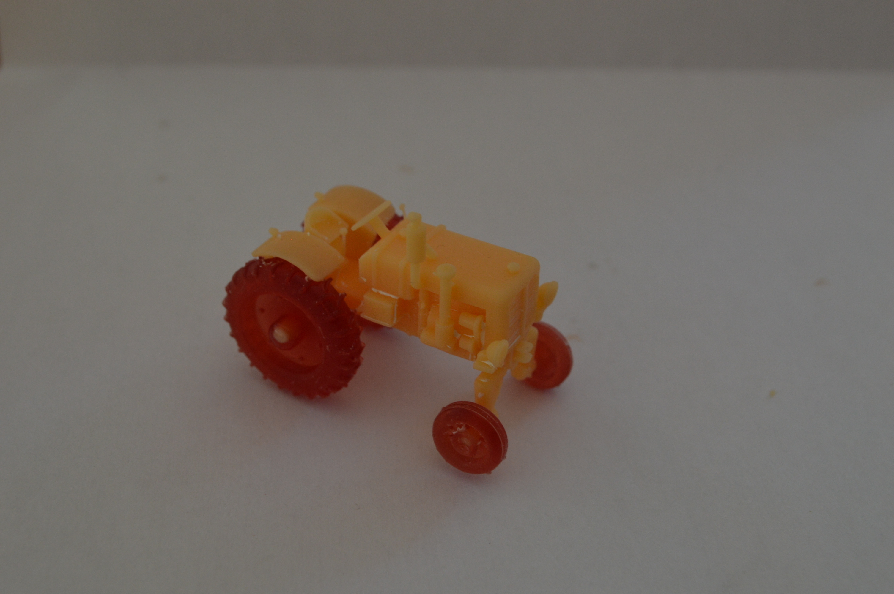 STL file HO farm tractor・3D printing template to download・Cults