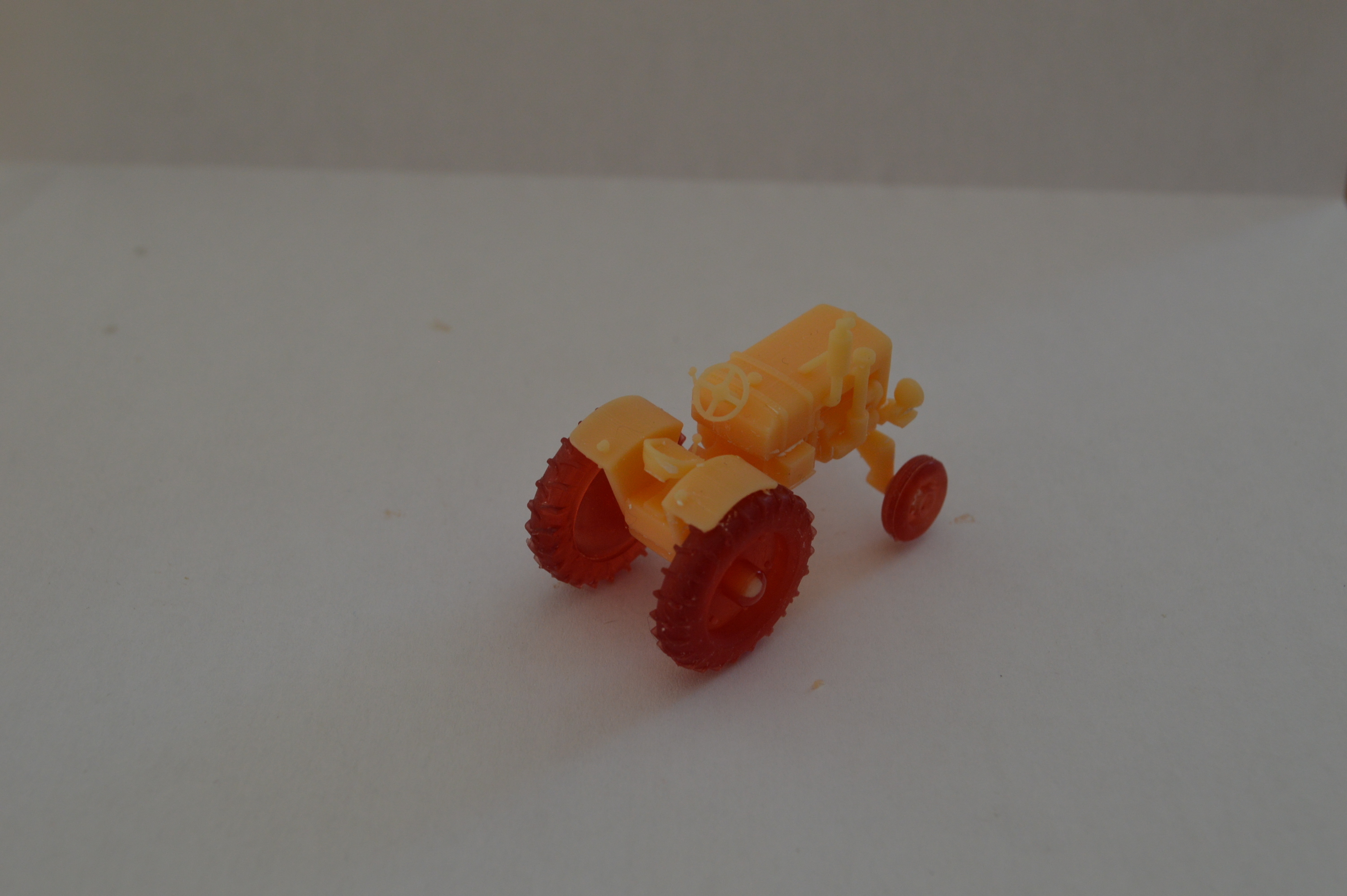 STL file HO farm tractor・3D printing template to download・Cults