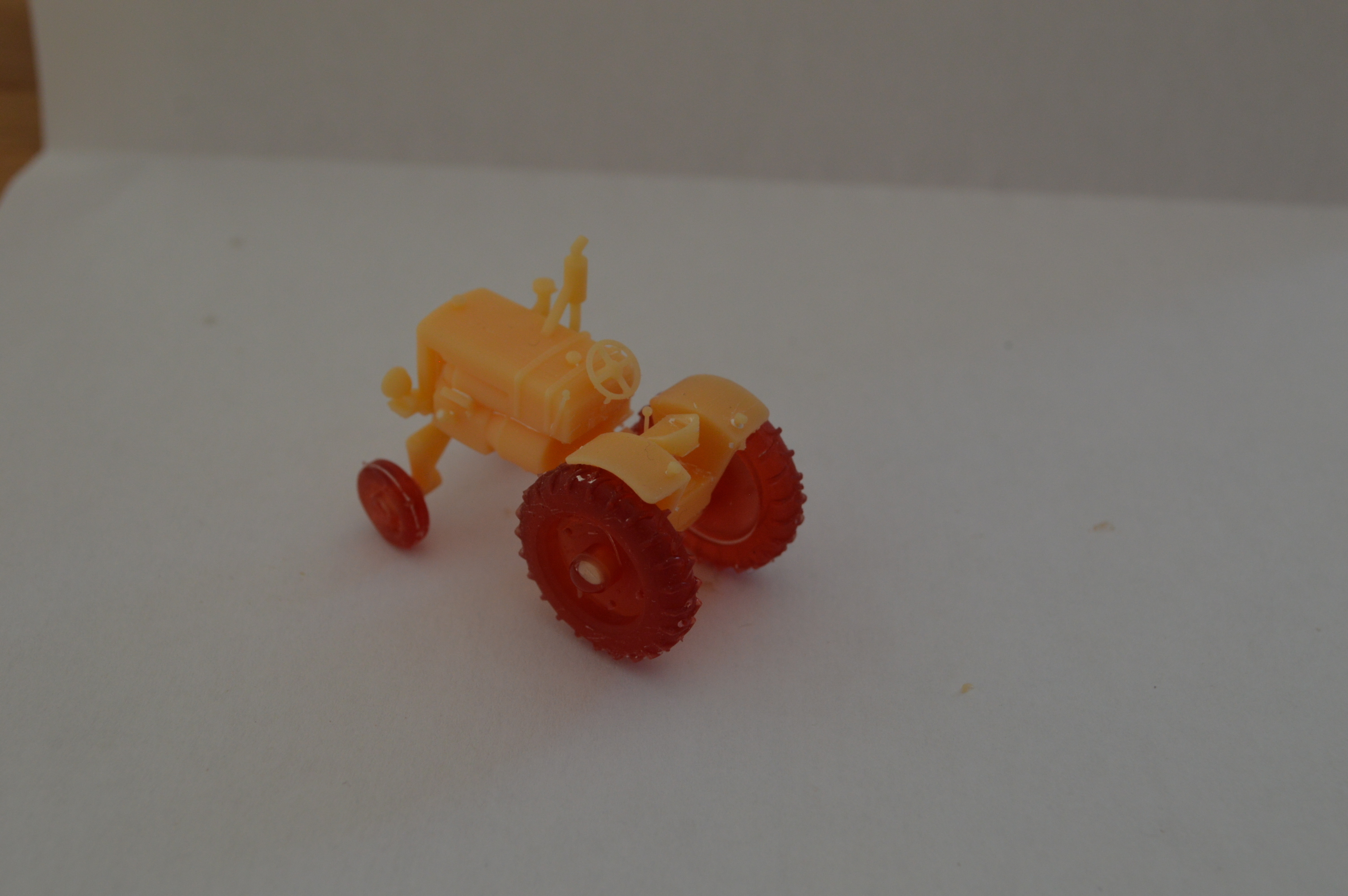 STL file HO farm tractor・3D printing template to download・Cults