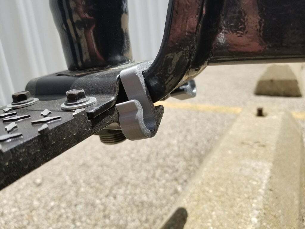 Free STL file Trailer Safety Chain Holder・3D printer design to download ...