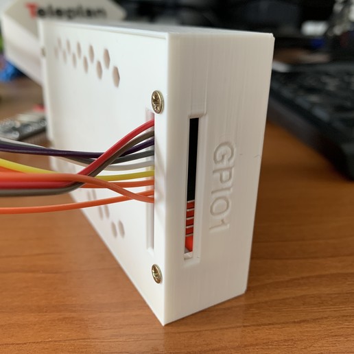 Download free STL file 4 inch LCD case • Design to 3D print ・ Cults