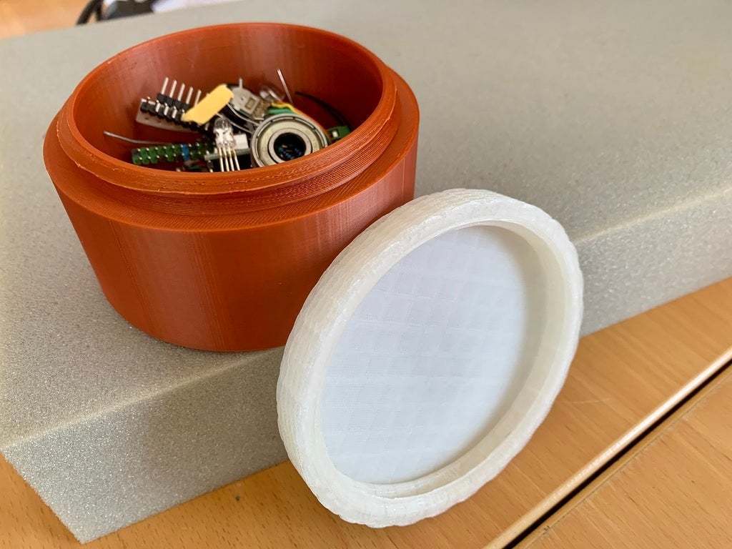 Download free STL file Small rounded box with lid • 3D printing ...