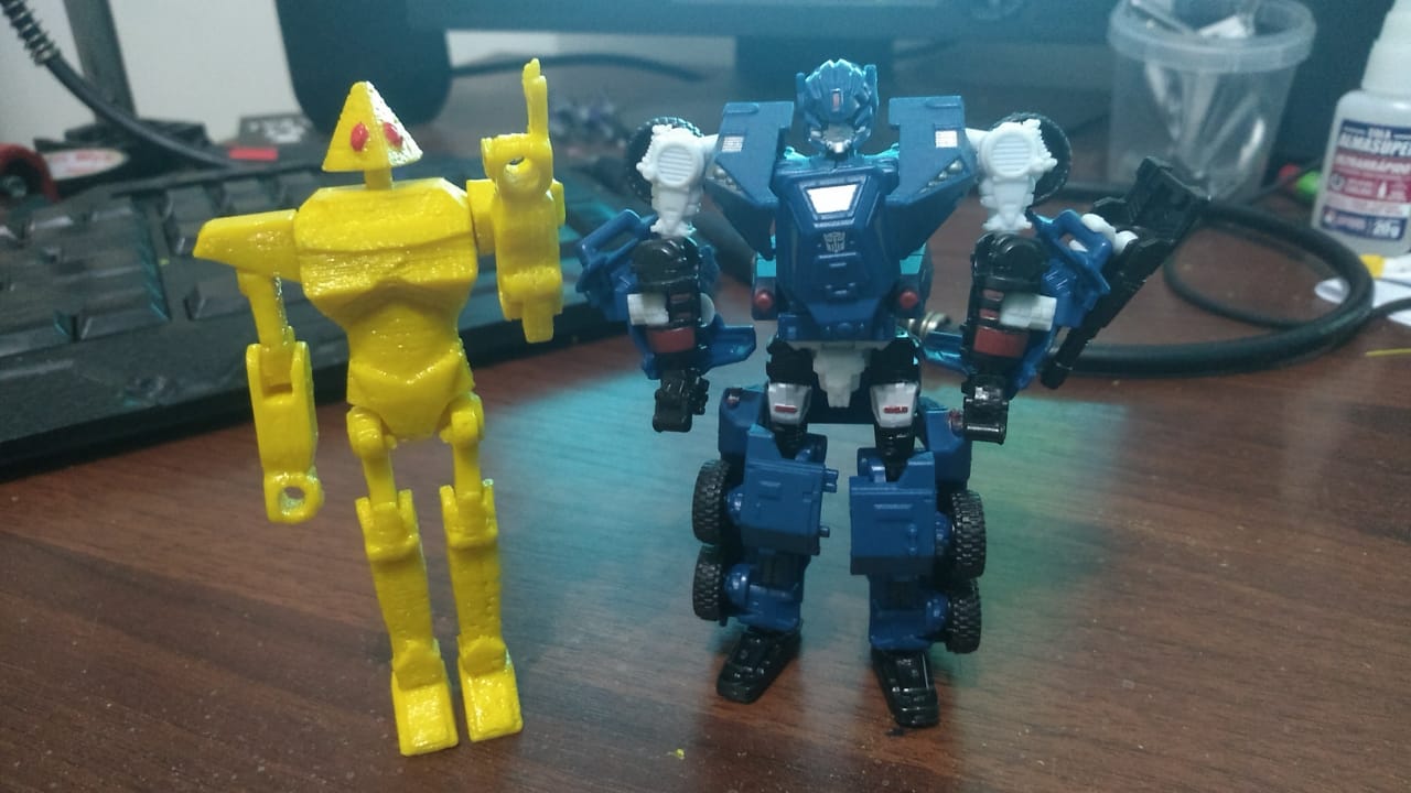 Free 3D file Transformers Scrounge IDW・3D print design to download・Cults