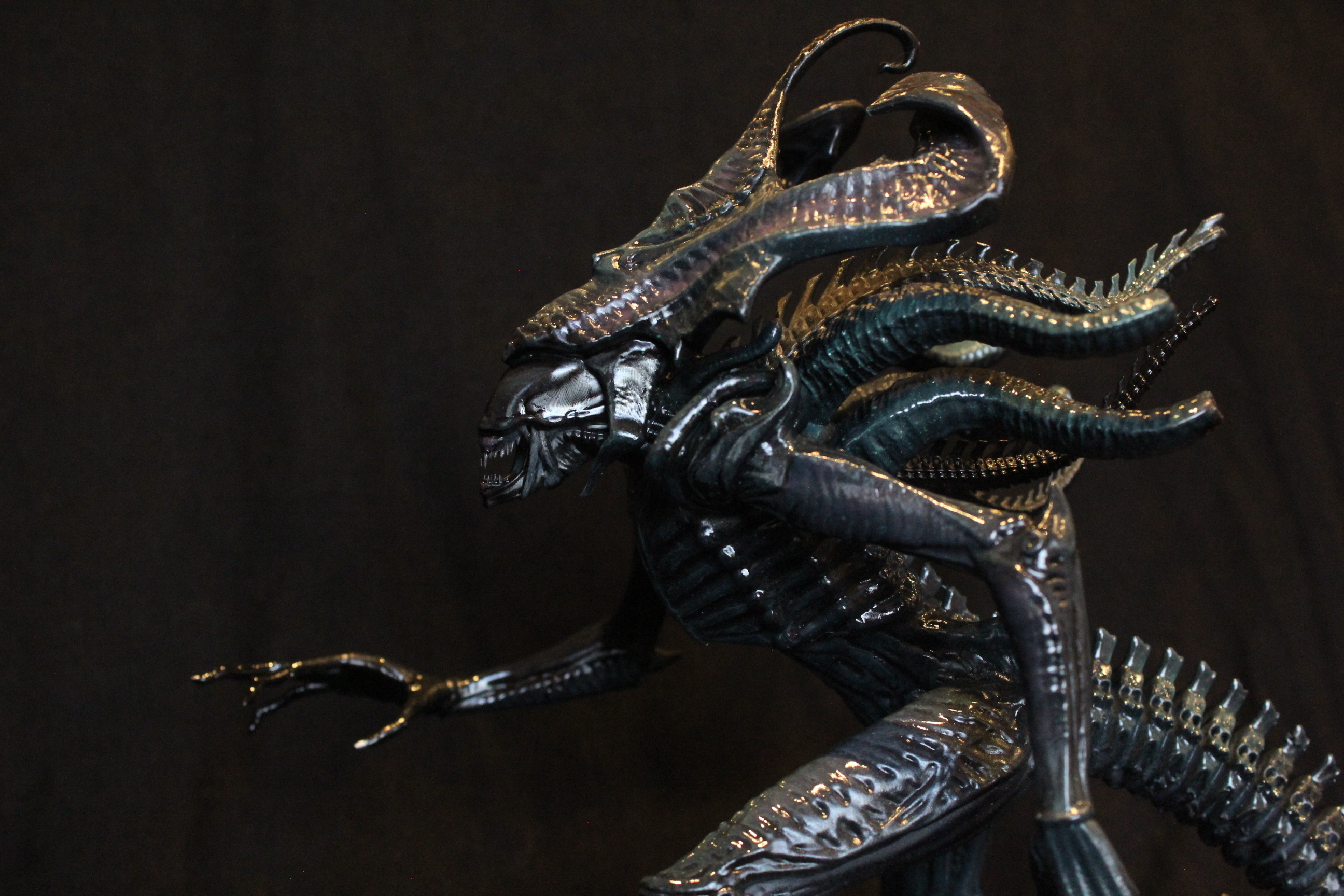 Avp Alien King