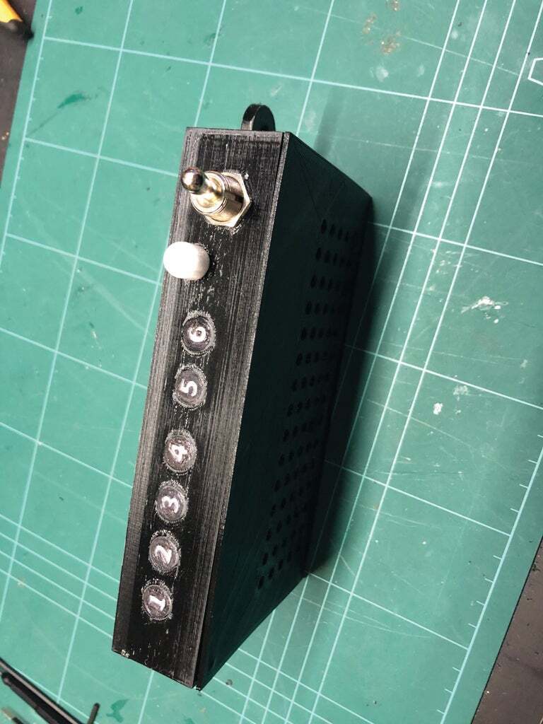 Free STL file Workbench LED Lighting Controller・3D print design to ...