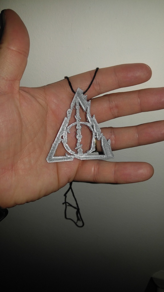 Free 3D file Deathly Hallows symbol from Fantastic Beast 2 poster・3D ...