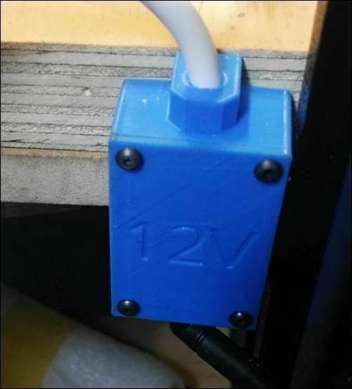 Free STL file 12v plug box 🔌・3D printable object to download・Cults