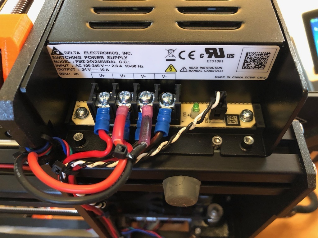 Free 3D file T-Slot USB Power Housing・Model to download and 3D print・Cults