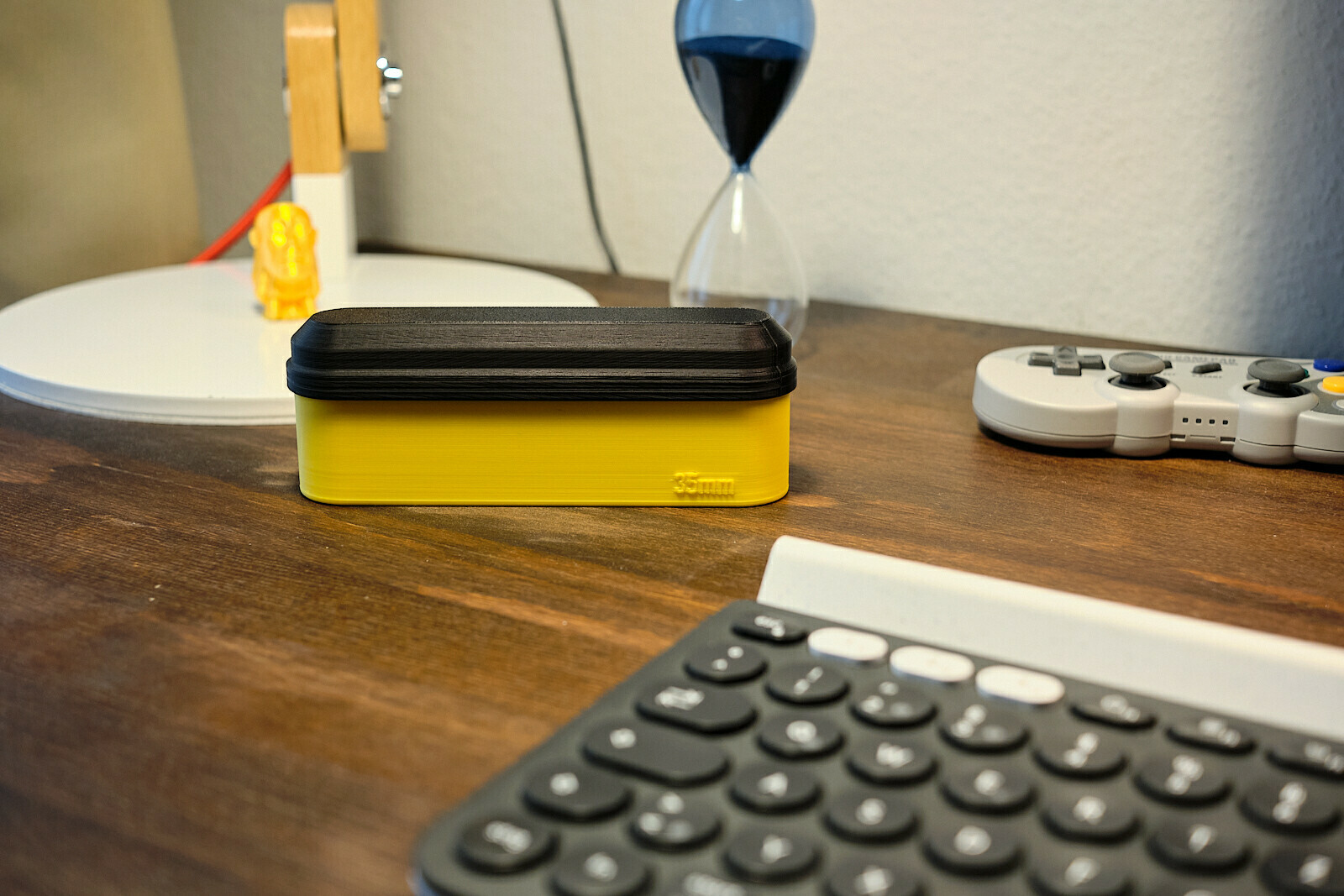 STL file 35mm Analog Film Box・Design to download and 3D print・Cults