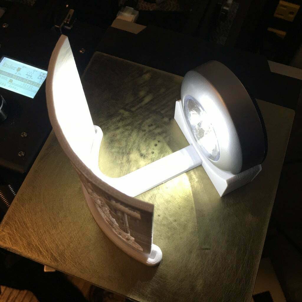 Free STL file Lithophane & Light Stand・3D print model to download・Cults