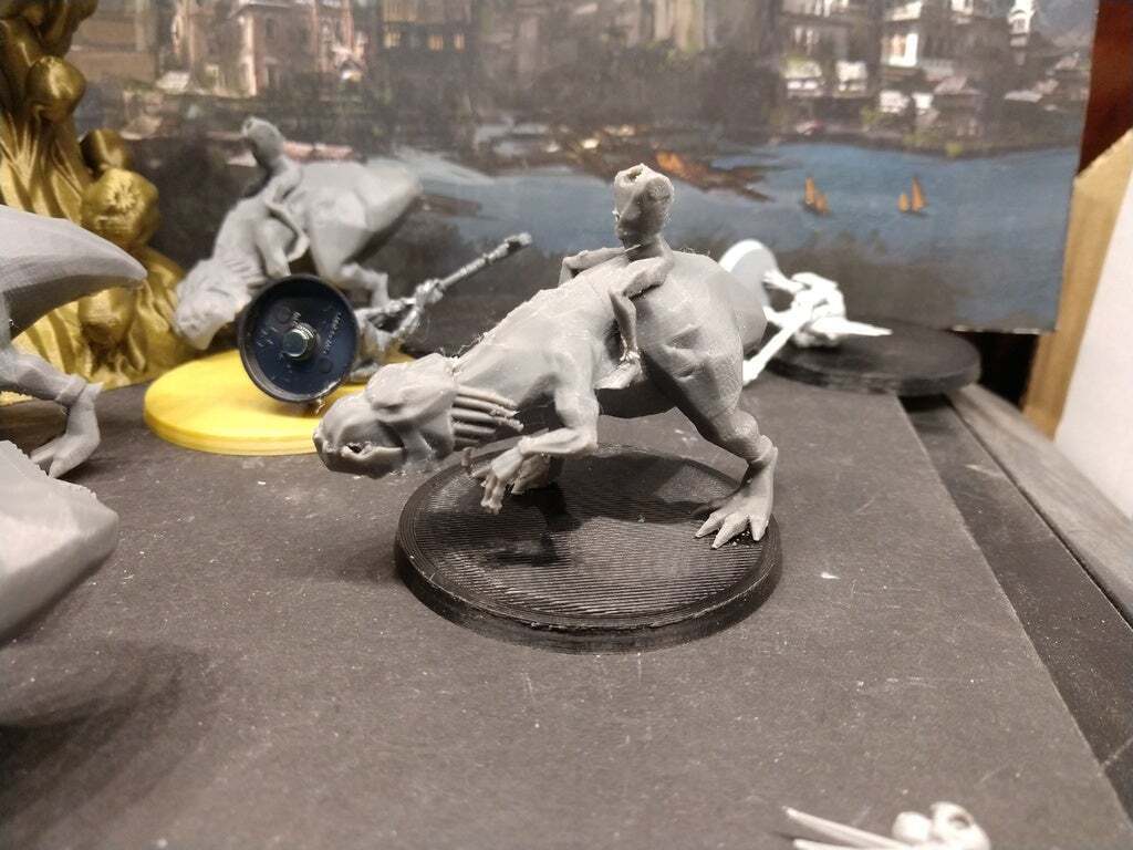 Free STL file Cannibal Chickens Riding Gnarly Beasts, low detail 🎲・3D ...