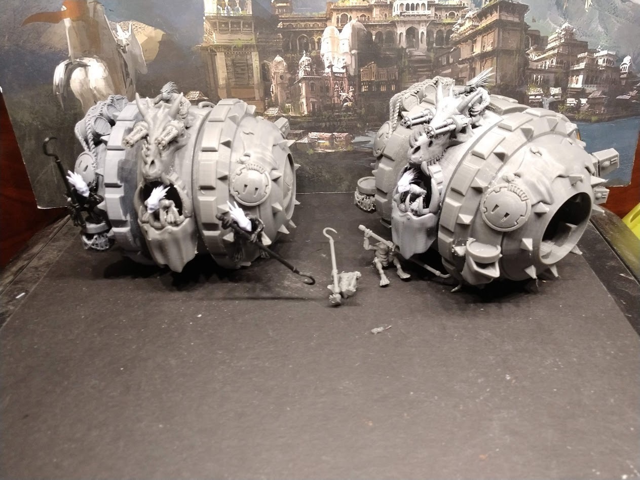 Free STL file Kroot Ball, count as Tau Devilfish transport・3D print ...
