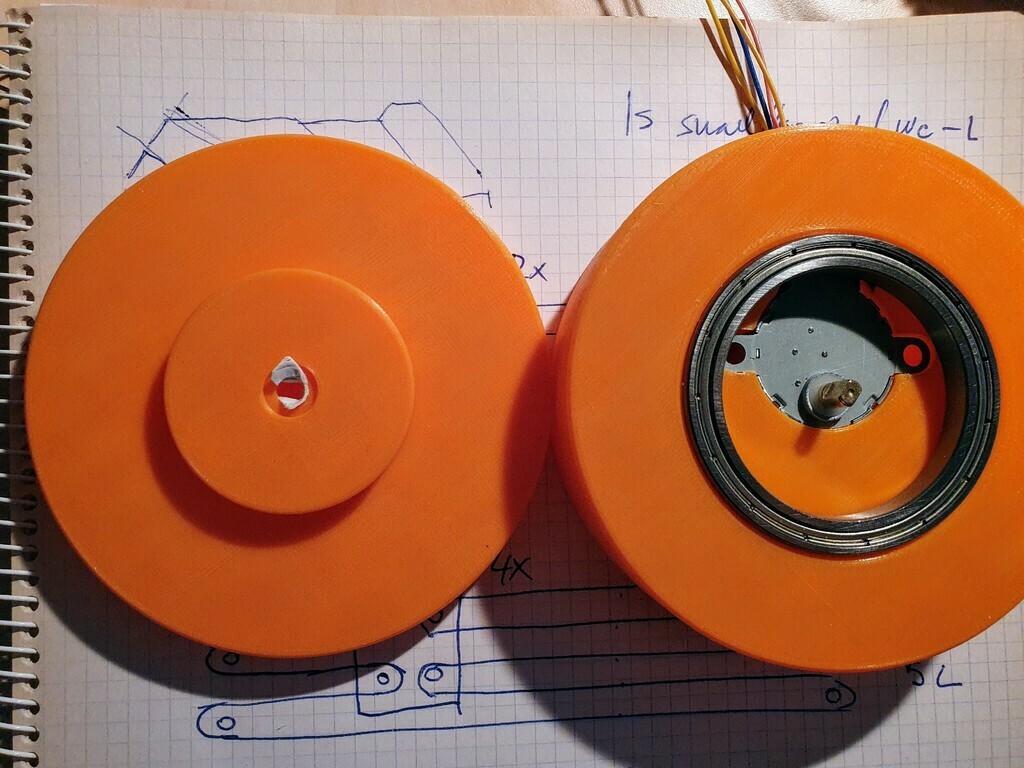 Free 3D file Motorized turntable・Template to download and 3D print・Cults