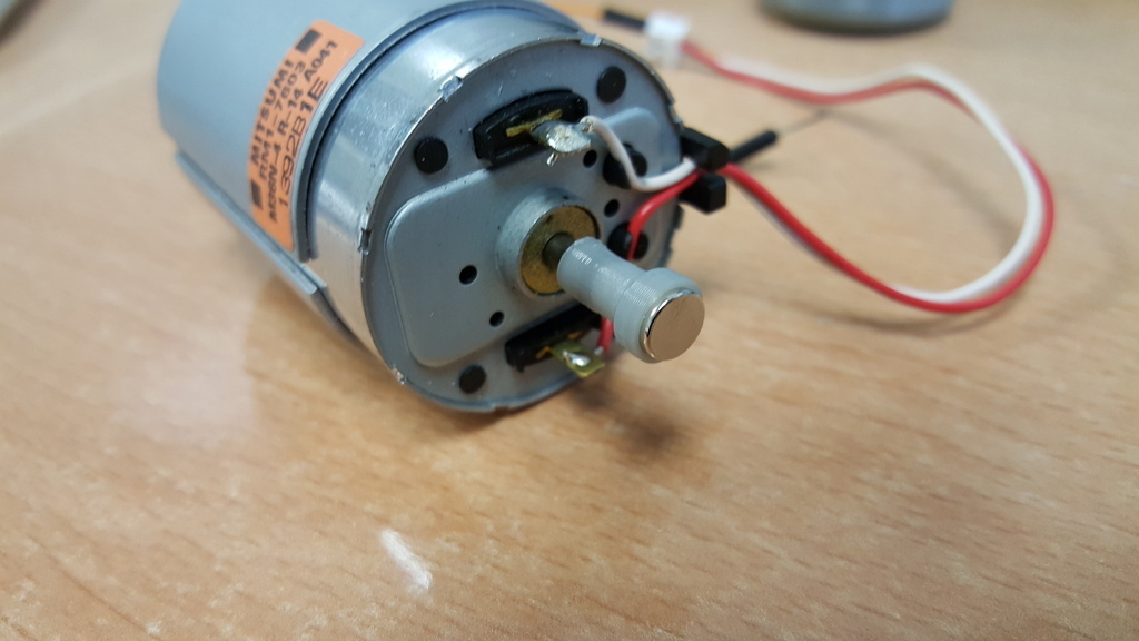 Free 3D file Magnetic encoder holder for 545 DC motor・Model to download ...