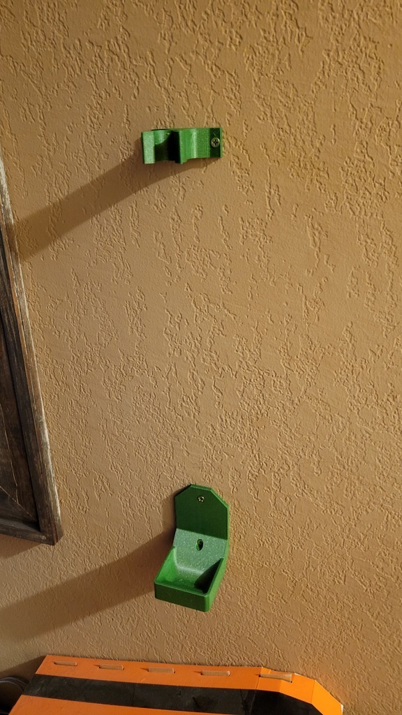 Free STL file Bug-A-Salt wall mount *Updated*・3D printer model to ...