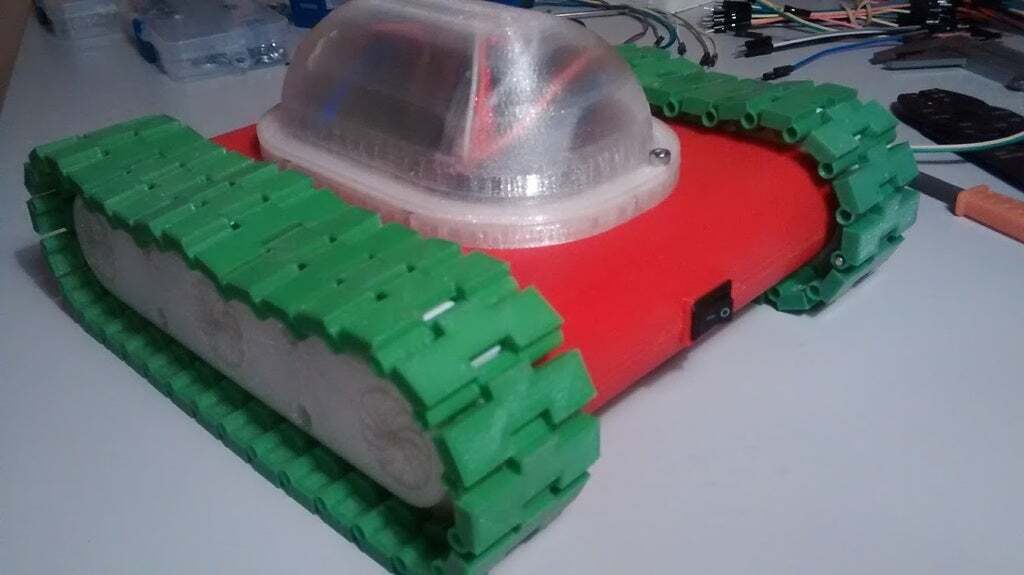 Free STL file Diy RC Tank controller bluetooth・3D printer model to ...