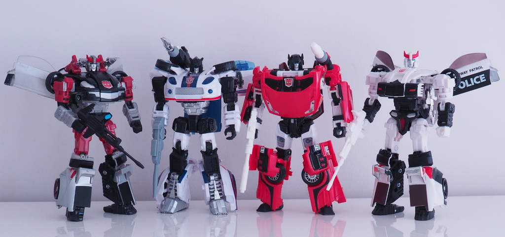 Free STL file Generations Prowl Bluestreak Somekescreen uprades 🤖 ...