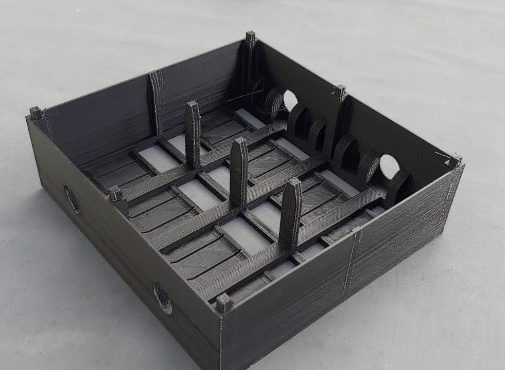 STL file Storage Box for 4 ROCO HO Wagons・3D printable model to ...
