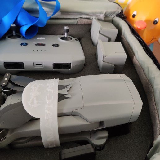 Download 3D printing designs DJI MAVIC AIR 2 Propeller strap propeller ...