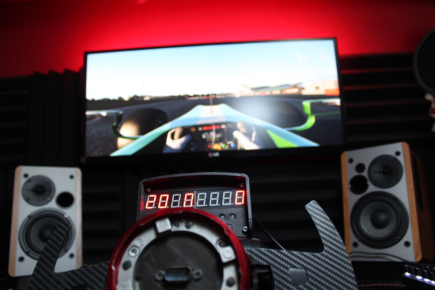 STL file Sim racing dash for Loghtech Steering Wheels 💨・3D printer ...