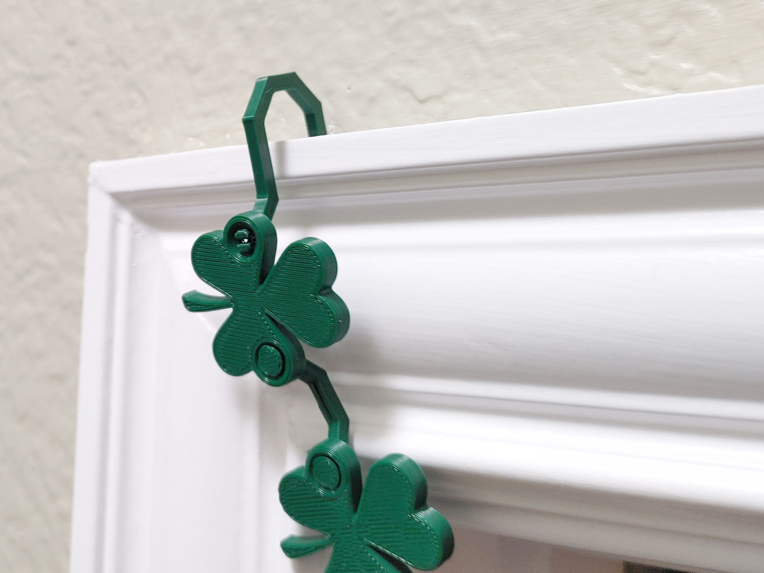 Free STL file Print-in-place St. Patrick's Day Shamrock Garland ☘️・3D ...
