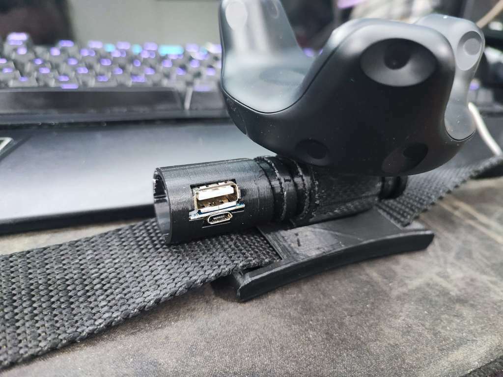 Free 3D file Vive Tracker swappable battery mount V3.0 ( hip chest knee ...