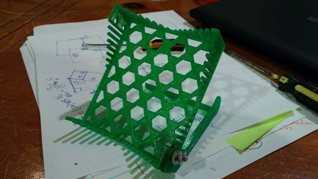 Archivo STL gratis Soporte para Arduino-Uno / Breadboard・Modelo para ...