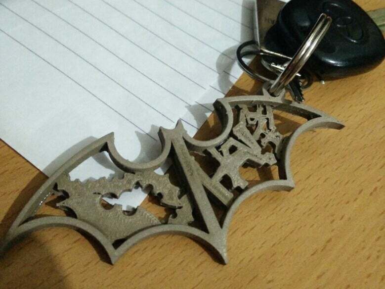 Free STL file Batman Keychain・3D printable design to download・Cults