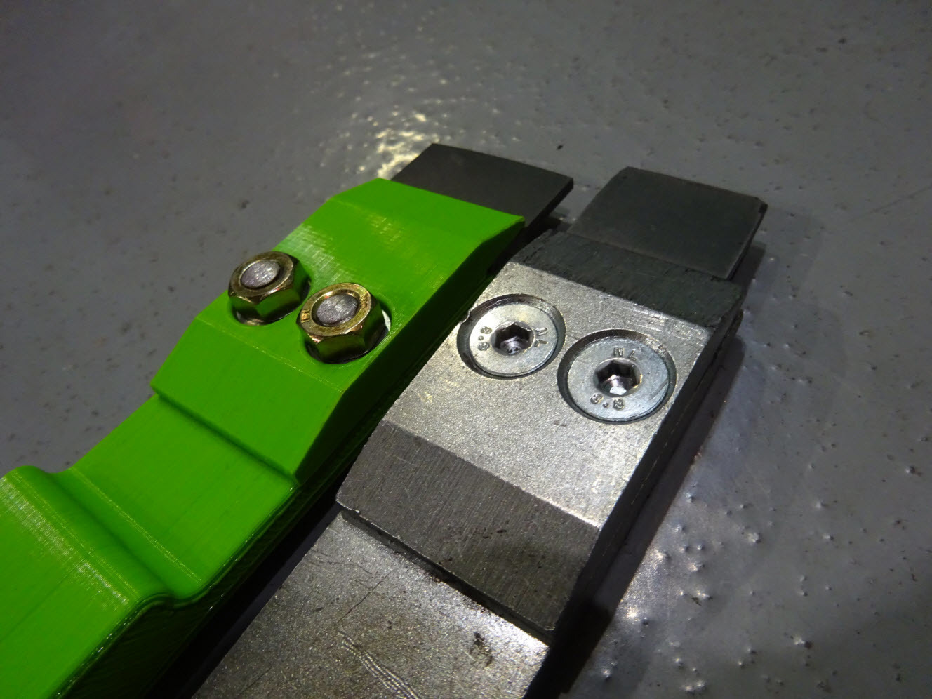 Free STL file Carbide flat scraper・Design to download and 3D print・Cults