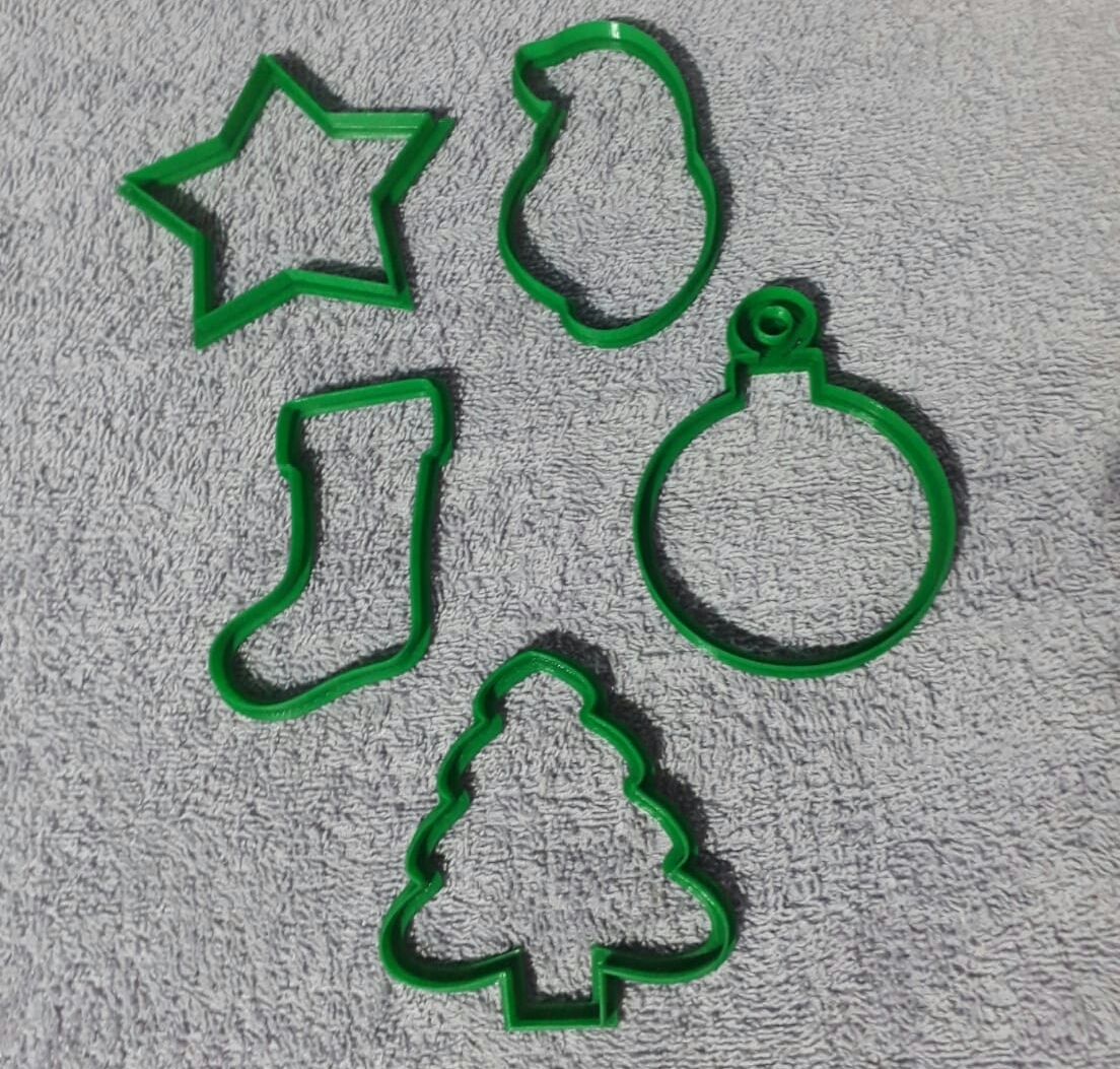 Free STL file 5 Simple Christmas Cookie Cutter (For Decoration ...
