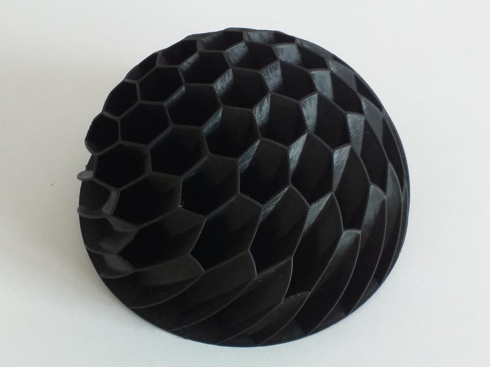 STL file Pen & Pencil Holder Hemisphere・3D print model to download・Cults