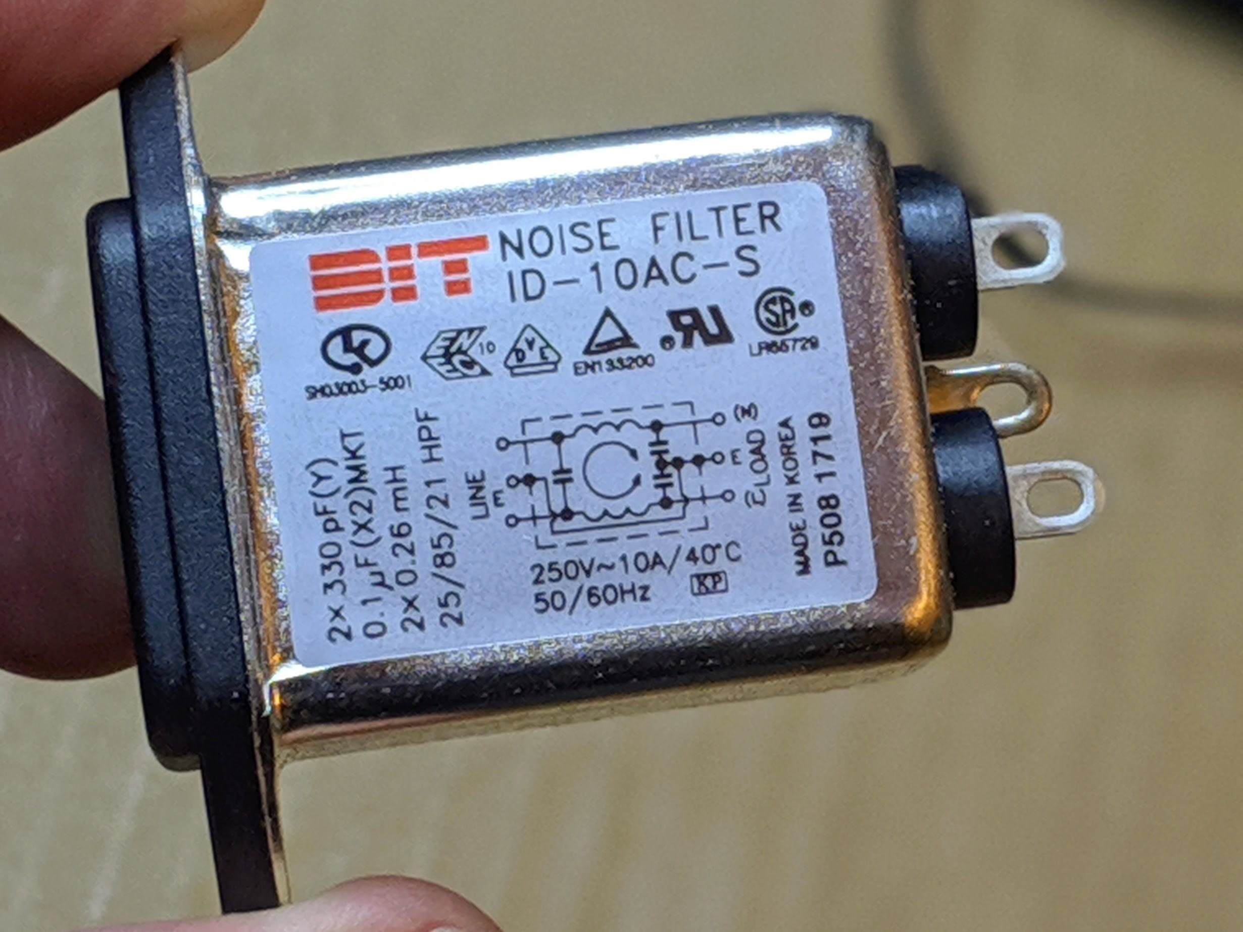 Free 3D file Cover for C14 noise filter 🔌・3D print design to download・Cults