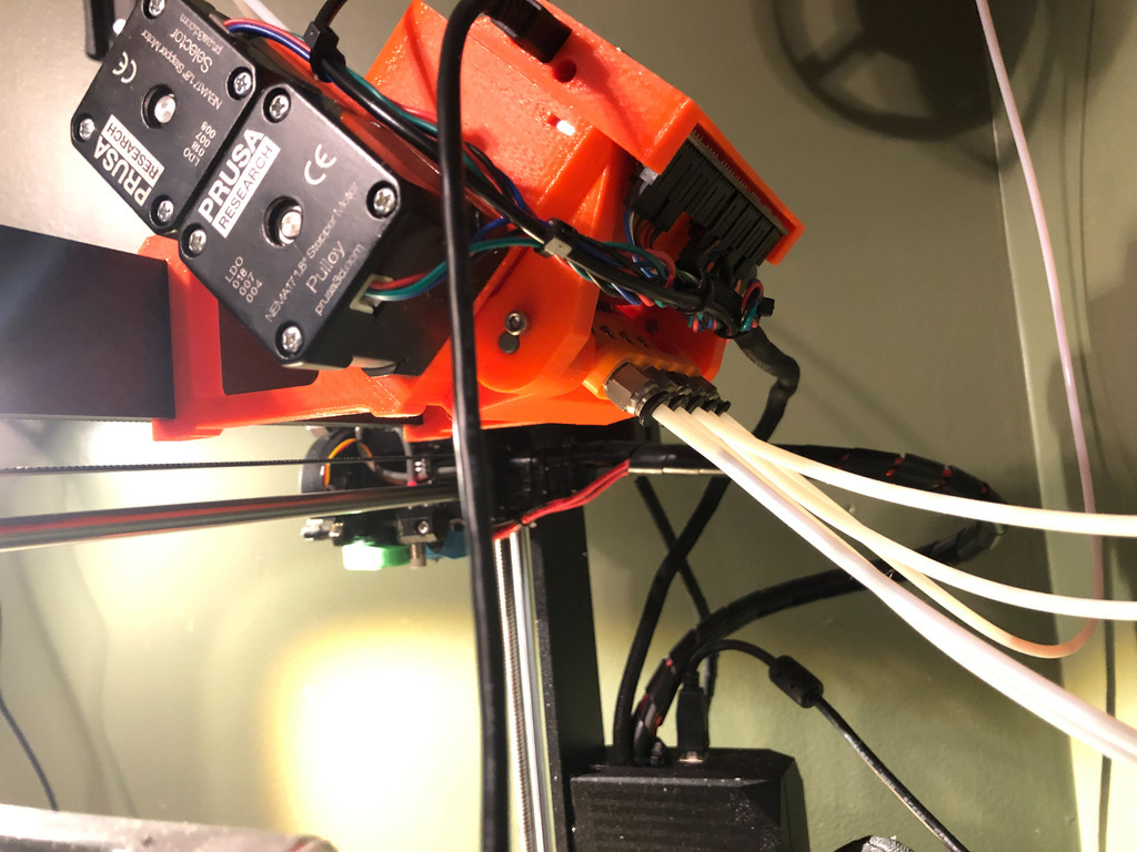 Free 3D file Prusa MMU2 PTFE Holder M10 Passthrough Adapter・3D printer ...