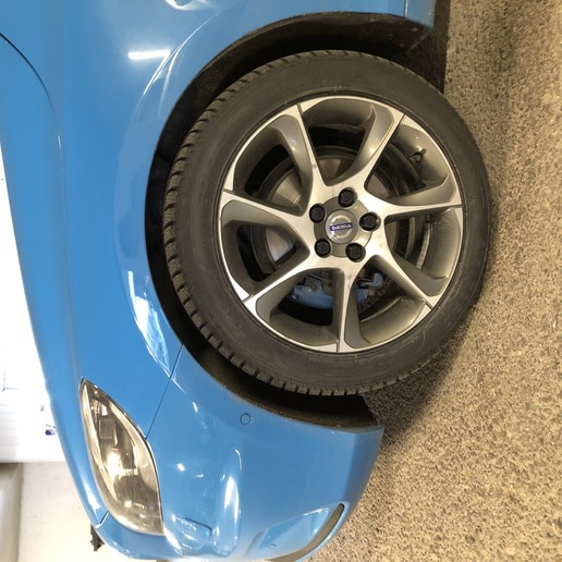 Download free STL file Volvo Wheelnut Cap with R-design logo • 3D ...