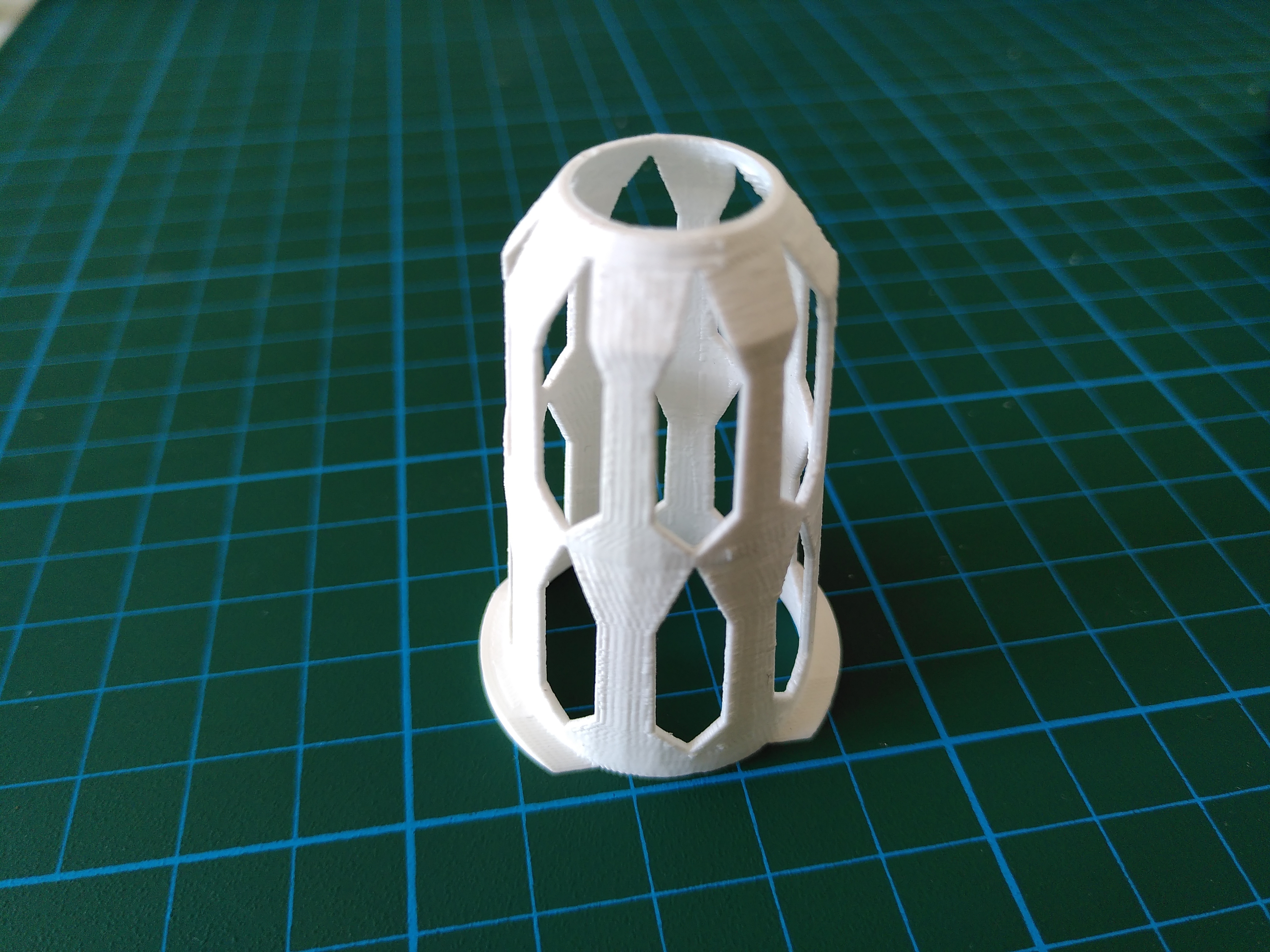 STL file Net Pot 🪴・3D printable model to download・Cults