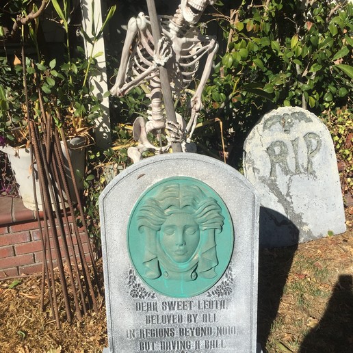 Impression 3D Plaque de pierre tombale de Madame Leota et Animatronics ...