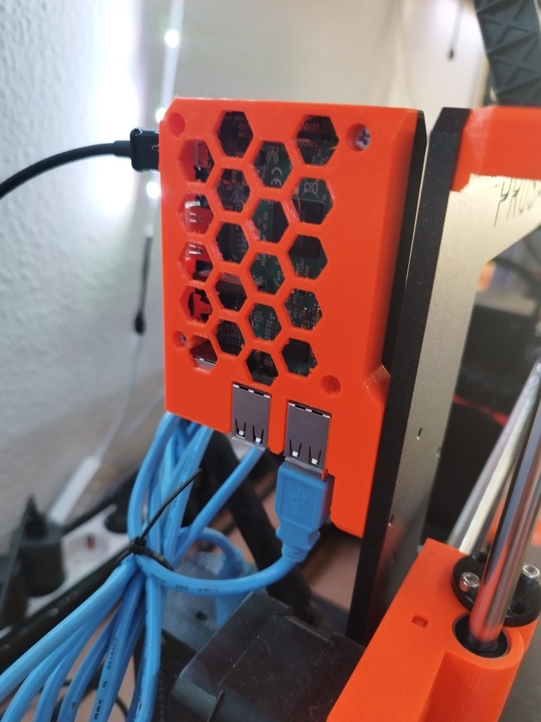 Free 3D file Hexagonal Raspberry pi 3 Prusa MK3S+ support case 🧞‍♂️ ...
