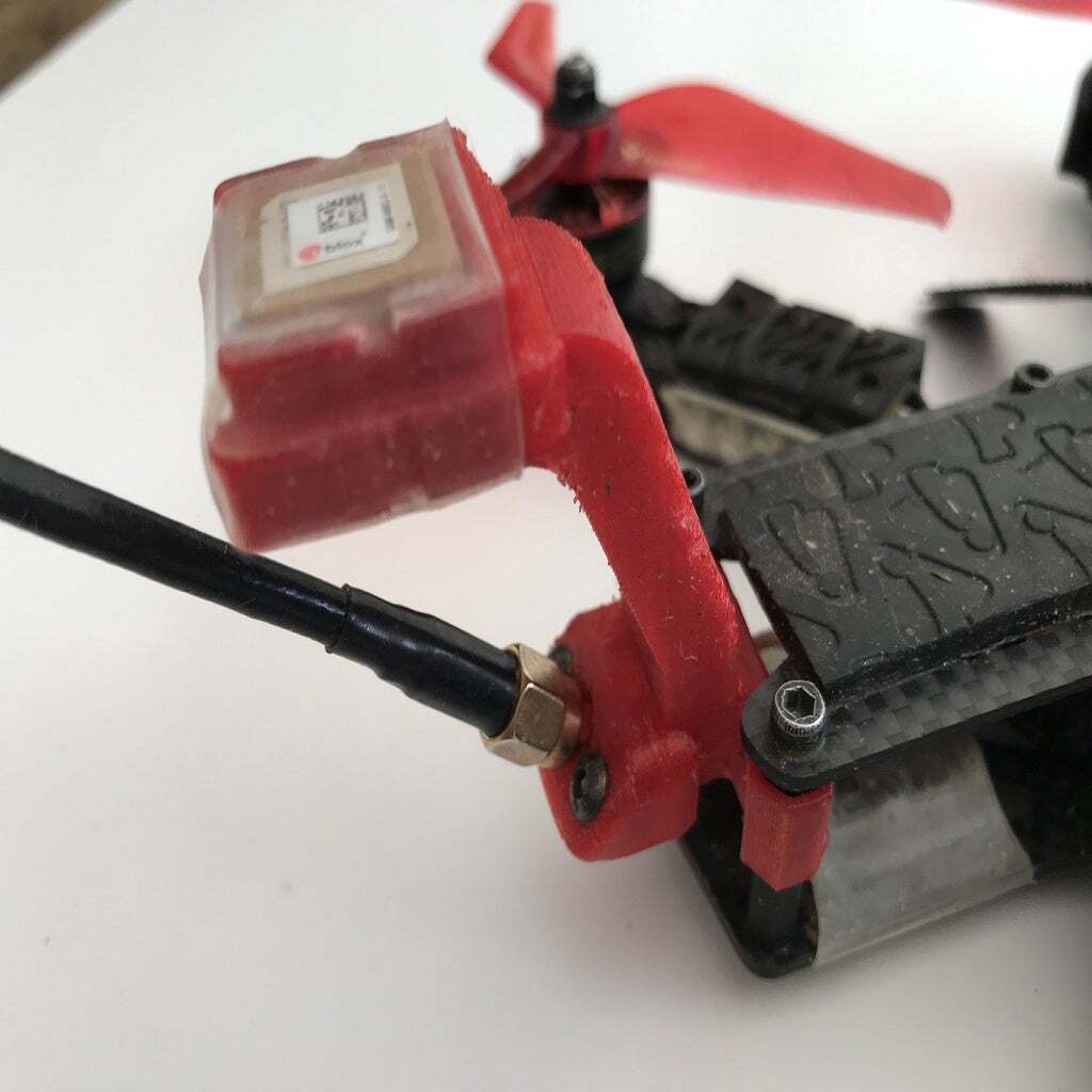 Fichier STL gratuit ALIEN SOFT MOUNT GPS + PIGTAIL・Plan pour impression ...