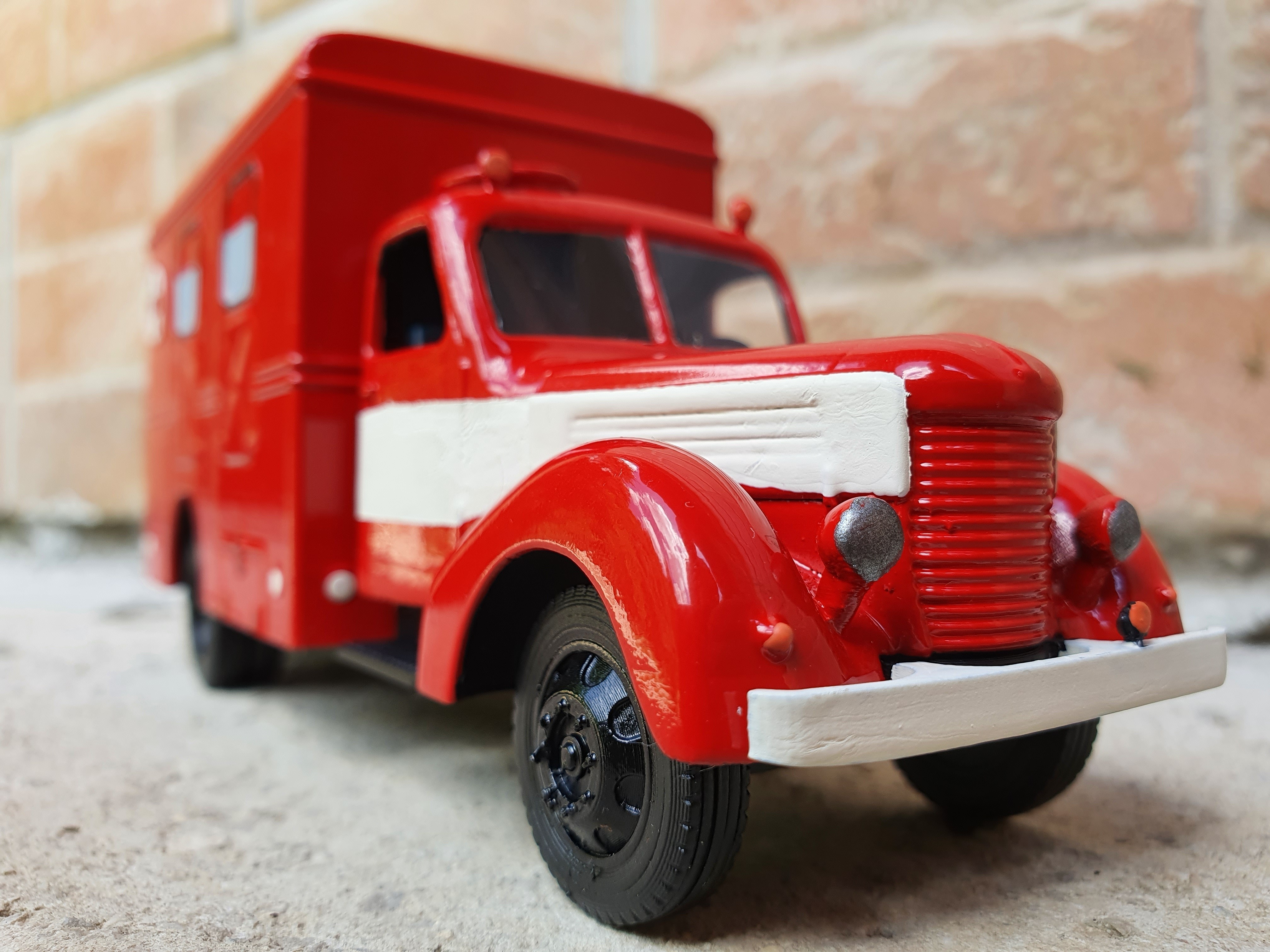 Download STL file Praga RN ambulance - 1/43 scale model • 3D printing ...