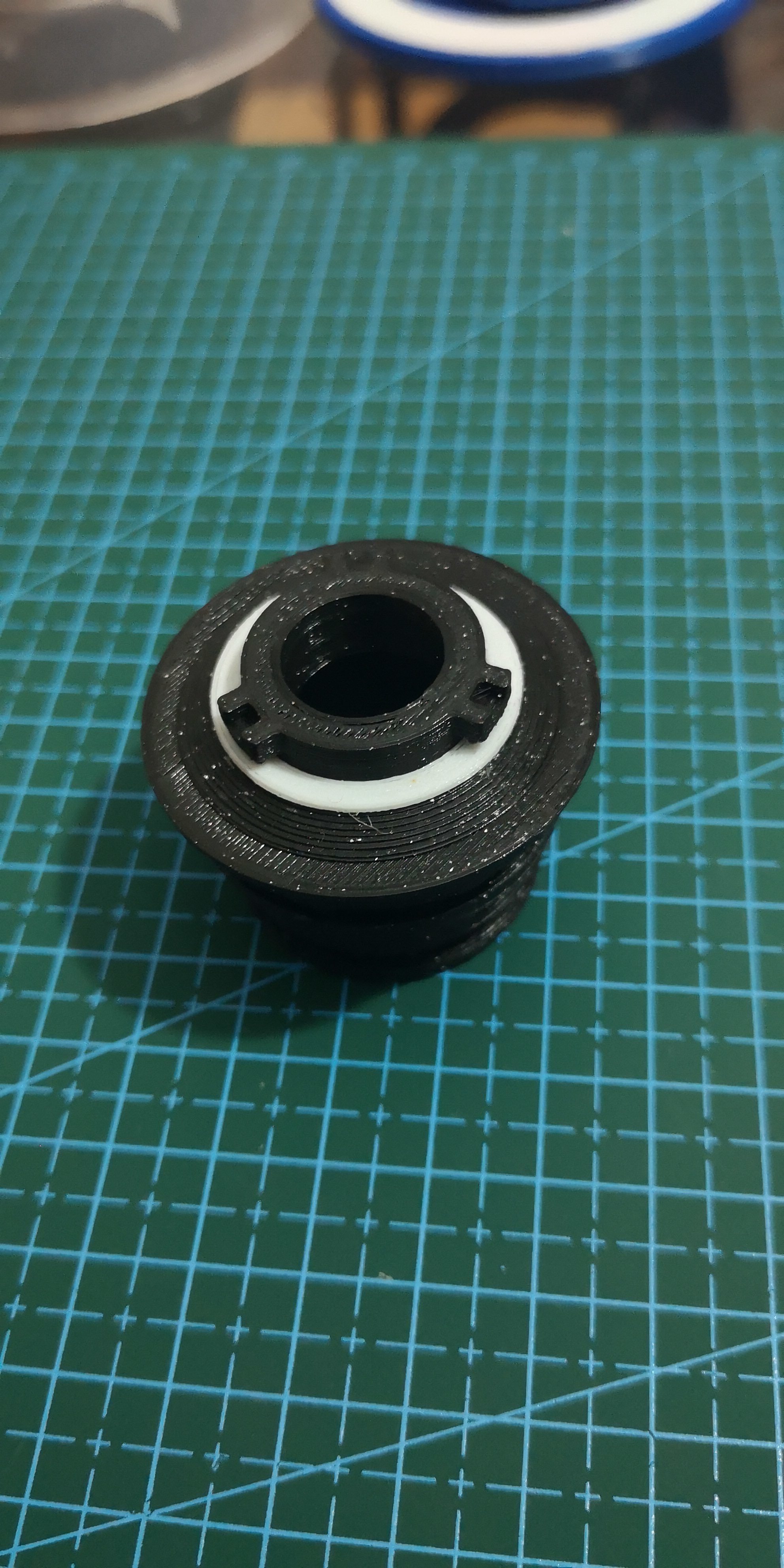 STL file Dräger FPS7000 adapter filter 3M・3D printable model to ...