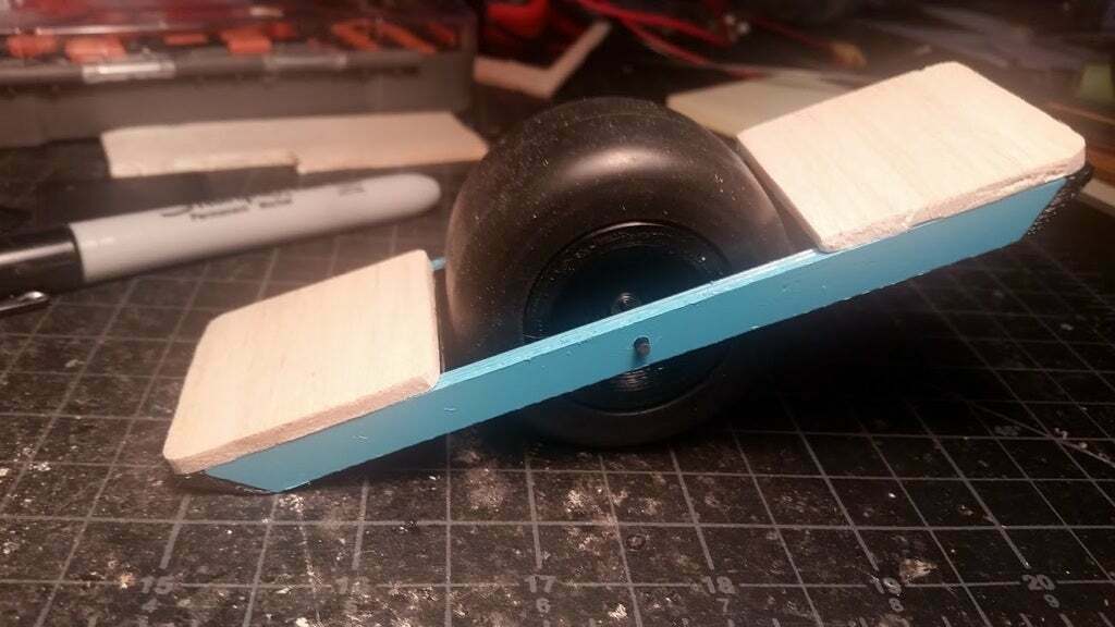 Free STL file OneWheel miniature model・3D printing design to download・Cults