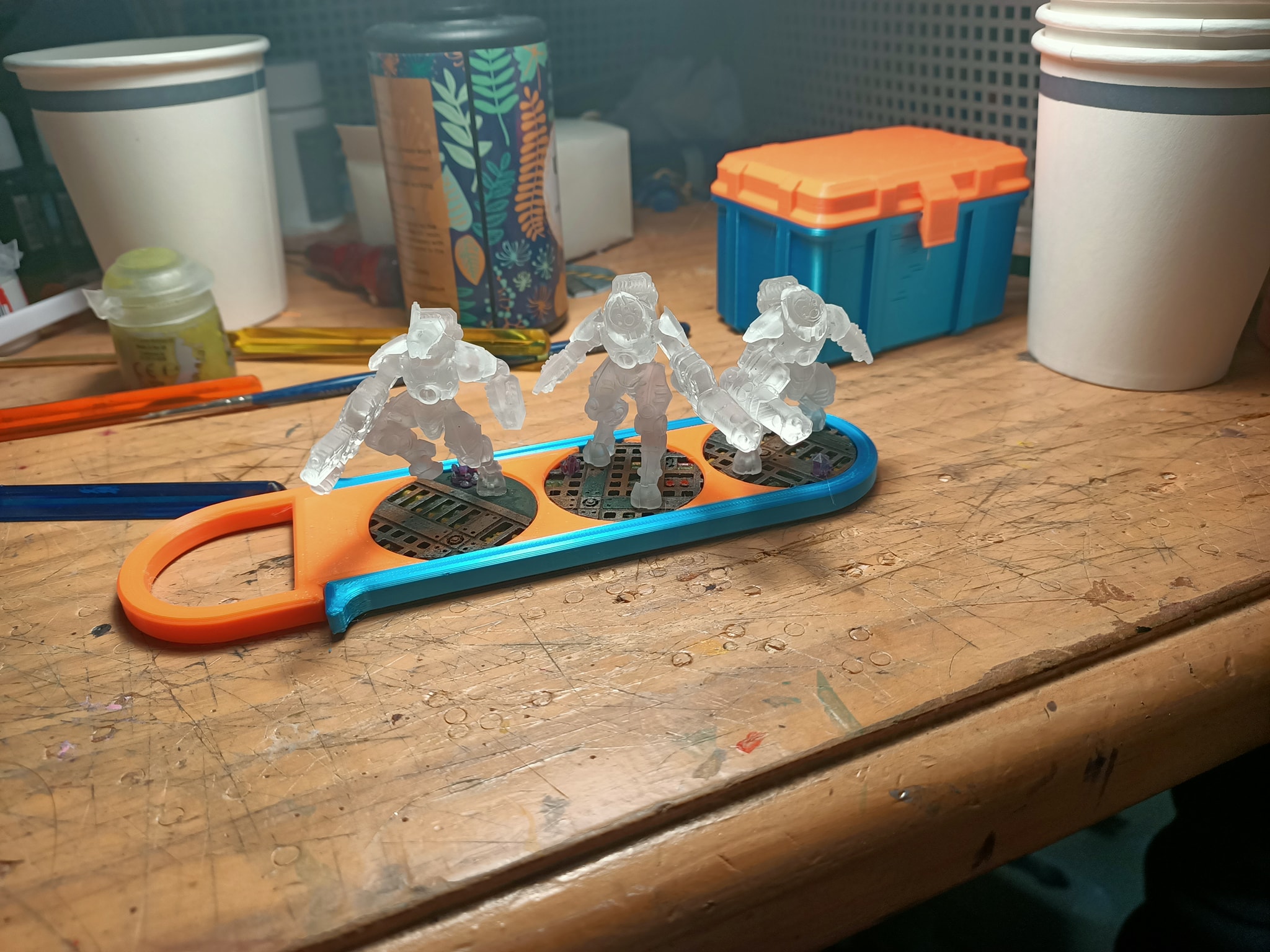 STL file 32mm miniature holder・Model to download and 3D print・Cults