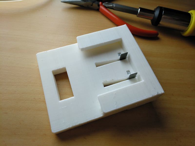 Free STL file DC adapter for ActivEnergy 20V power tools Li-Ion battery ...