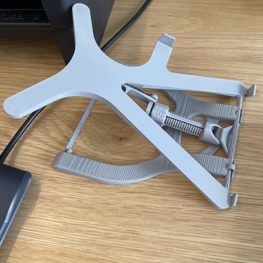 3D printable Magic Trackpad Mount (adjustable) • made with unknown ・ Cults