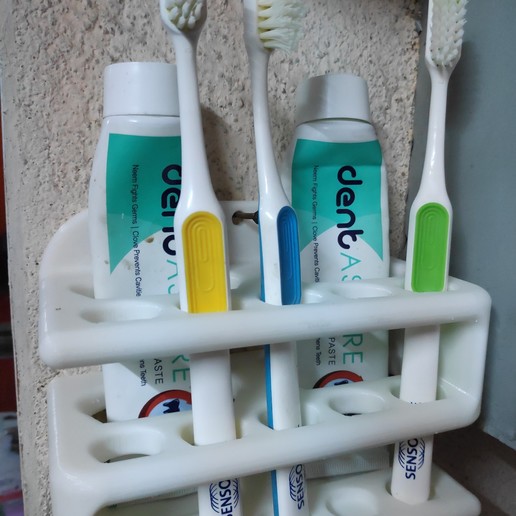 3D printed Toothbrush Holder wall • made with Creality Ender 3 ・ Cults