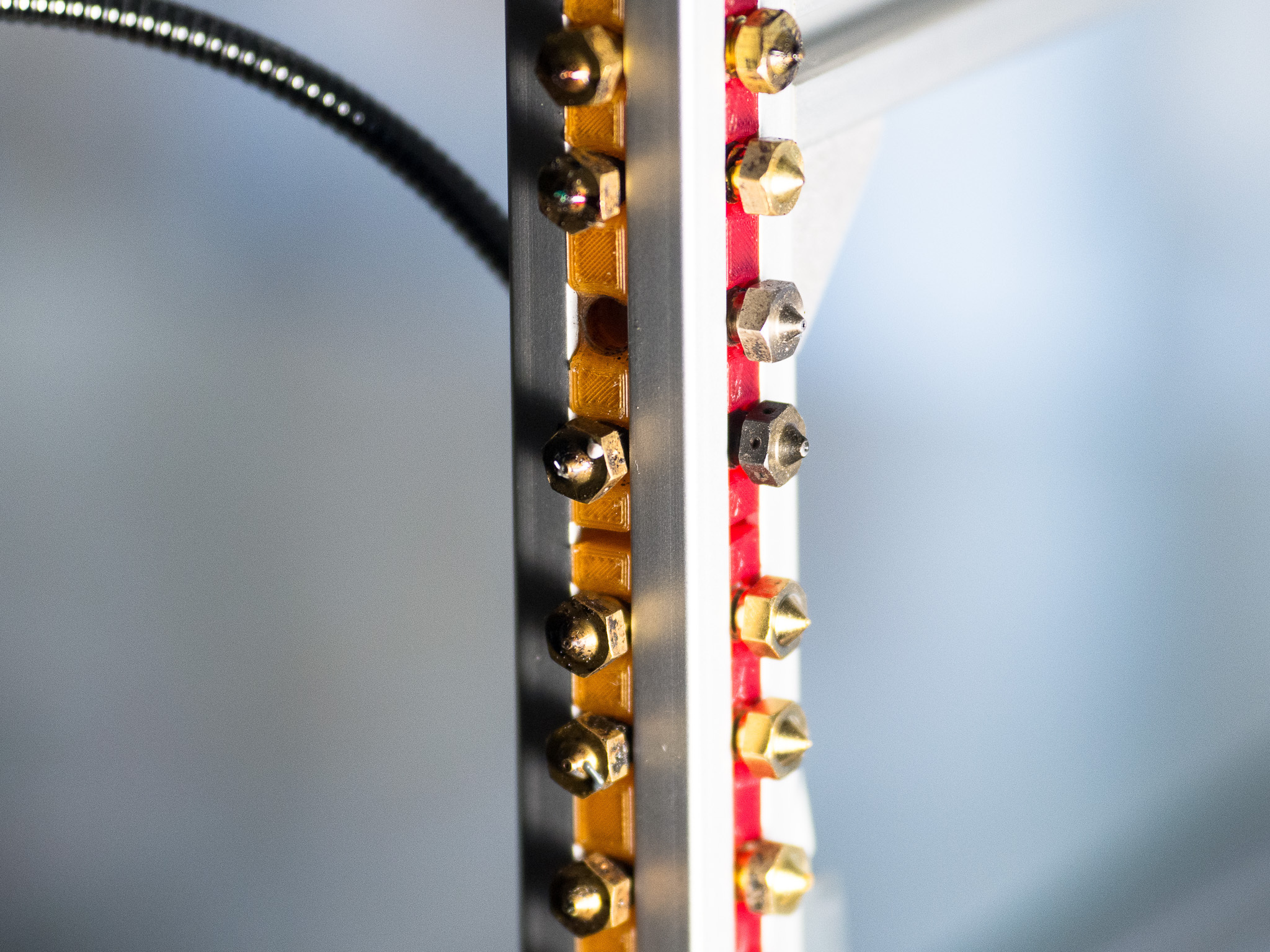 Free STL file Threaded Nozzle Rack T-nut 🧞‍♂️・3D print design to ...